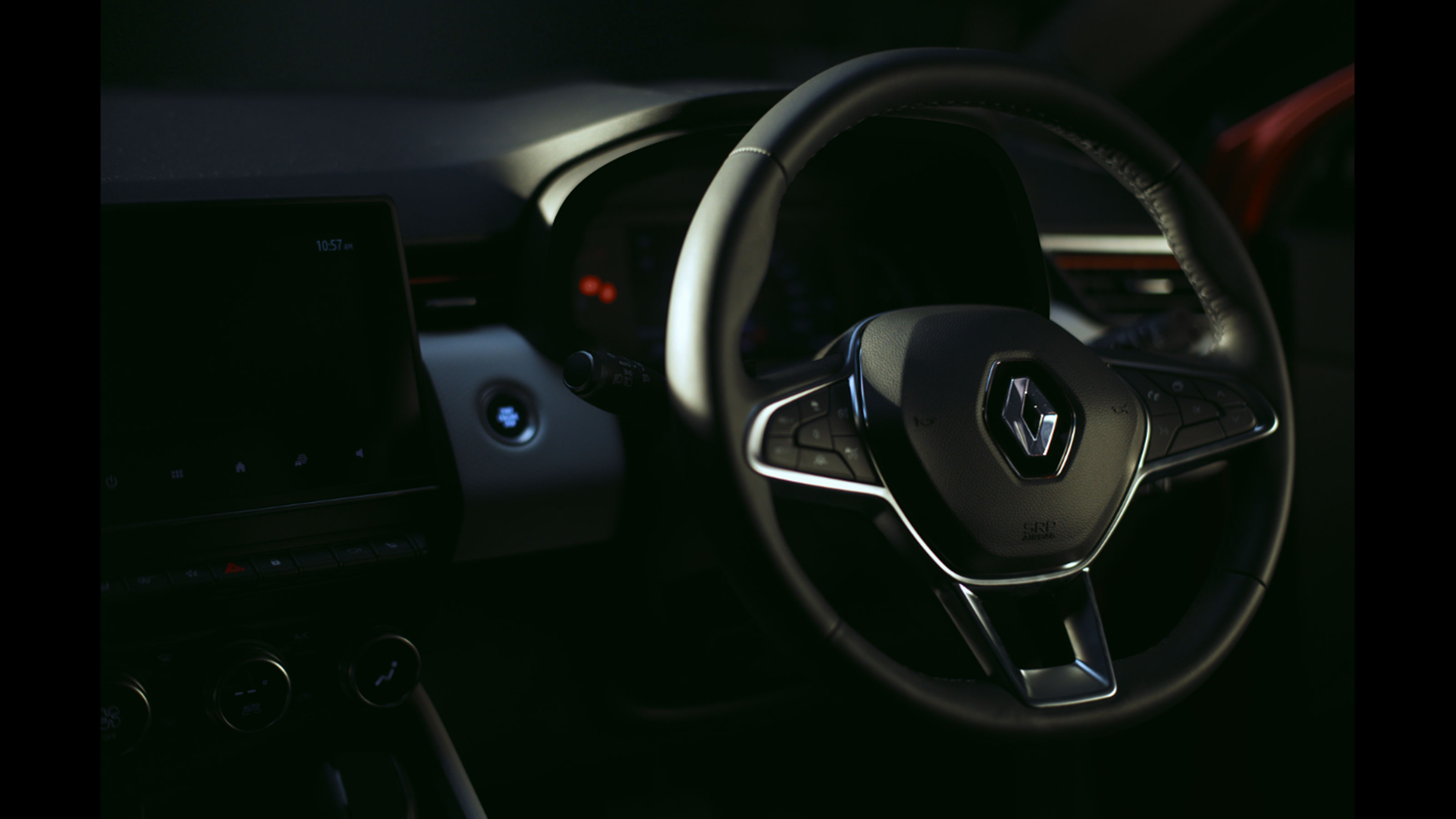 Renault Japon | ルノー ルーテシア